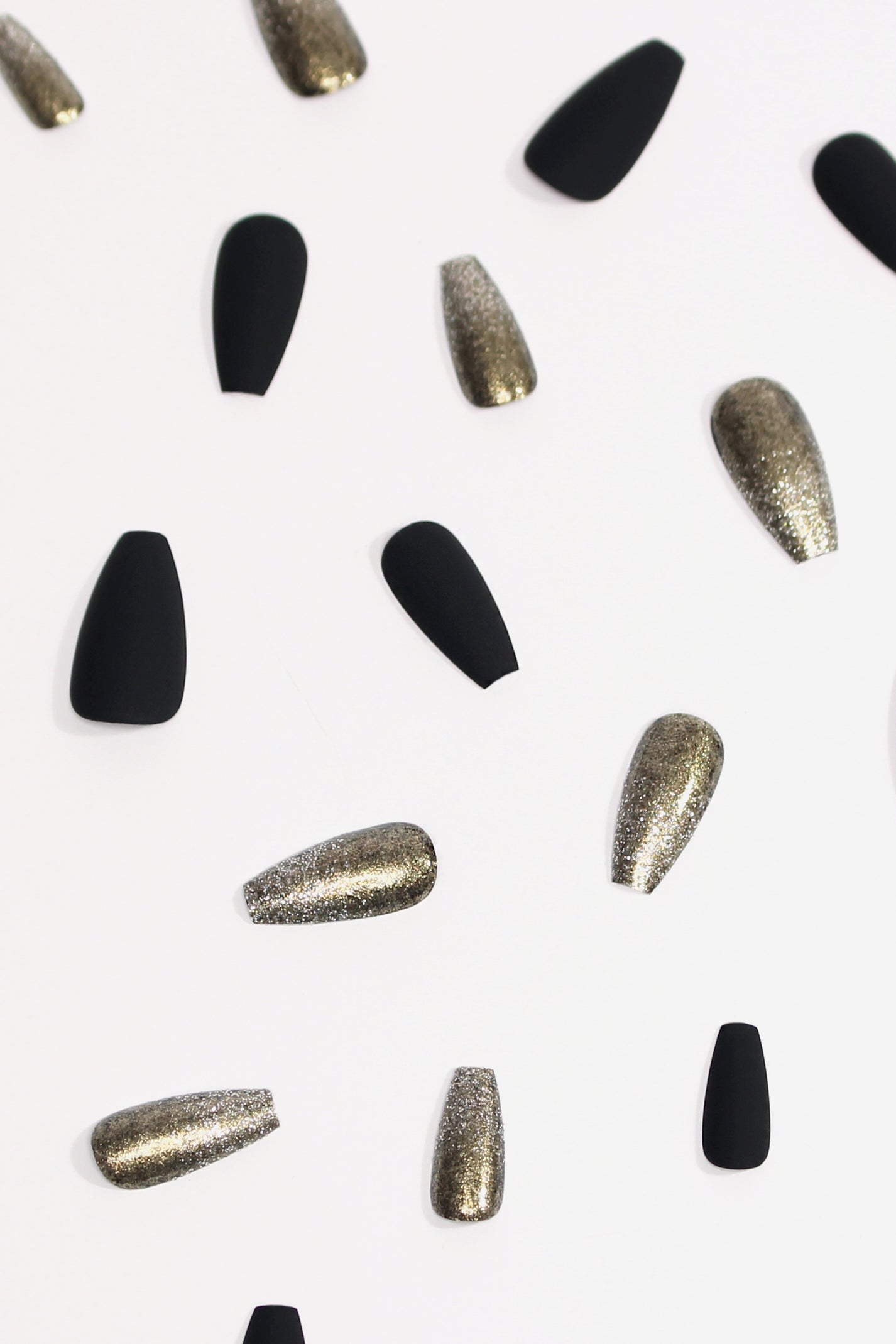 Stella Press-On Nails | Matte Night Sky with Metallic Glitter – Bonmuz